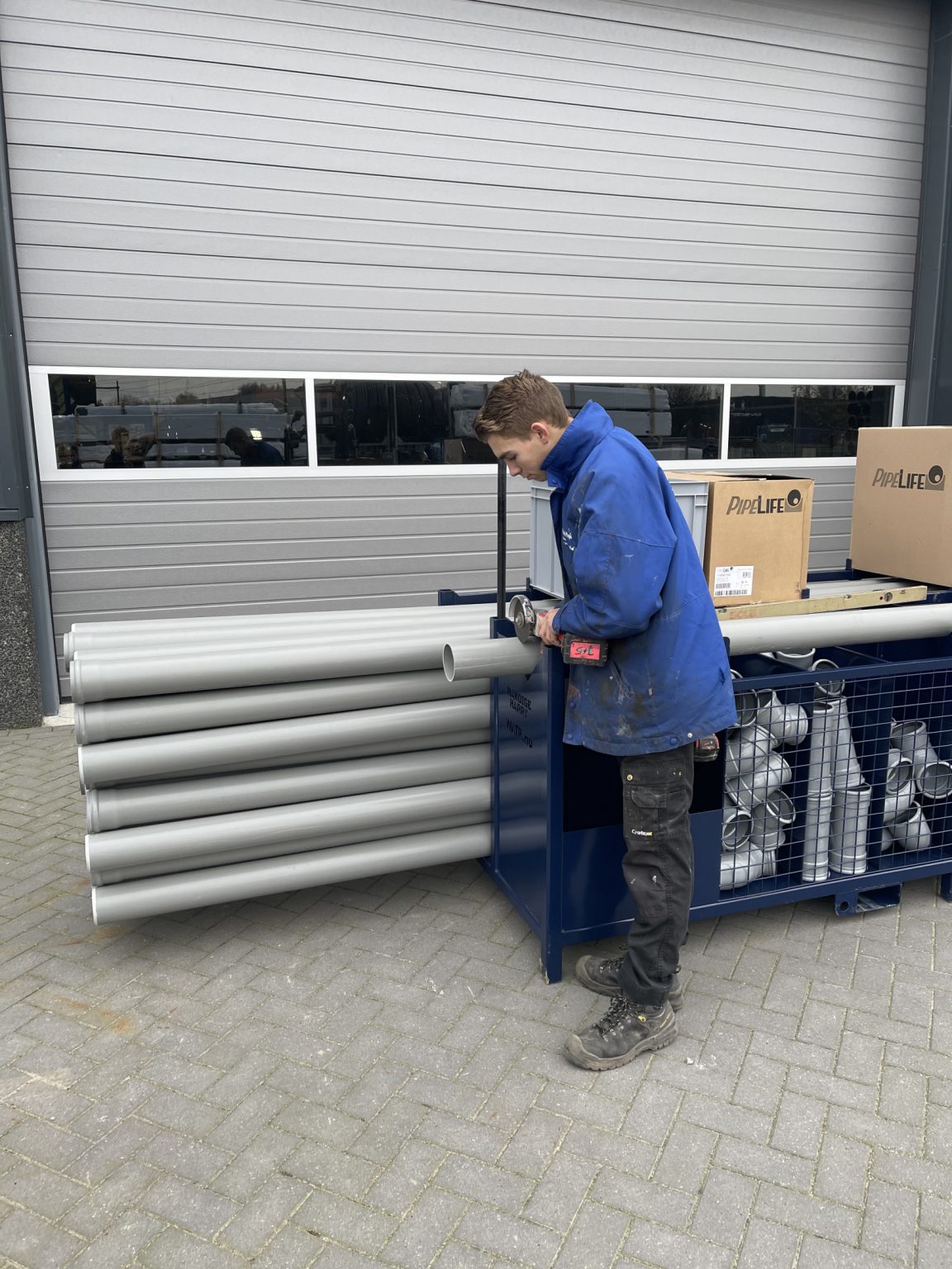 Handige Harry - Van Zeeland Watertechniek